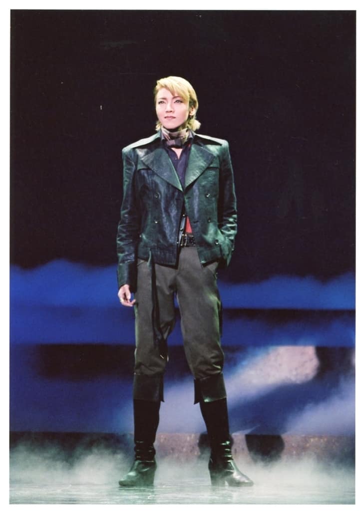 Takarazuka Revue (Sorgumi) / Youka Kao / Live Photo / 2L size /' Takarazuka Revue' official ...