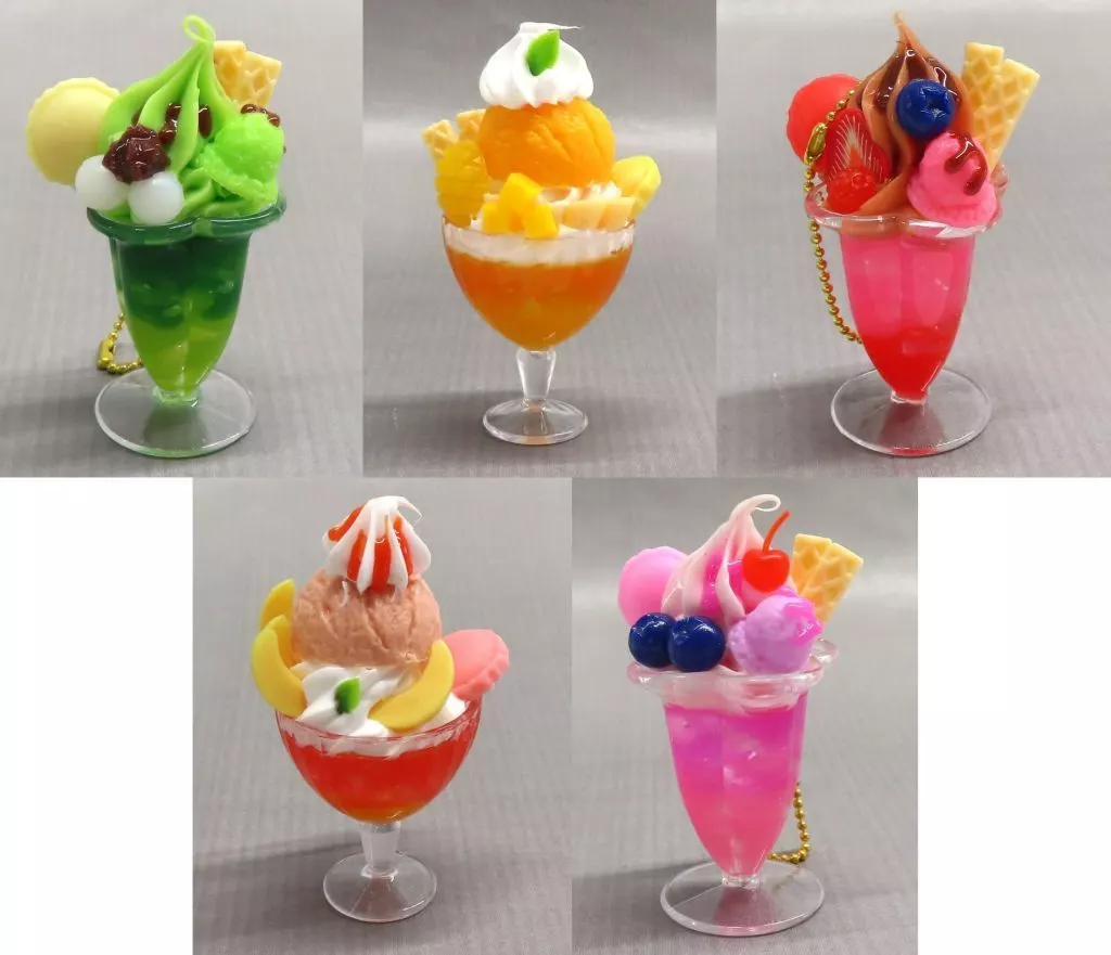 Key holder 5-Type Set "Uruppu Kitchen Series Dream Night Parfait ...