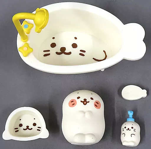 Shirotan Bus "Shirotan Fluffy Room" | Toy Hobby | Suruga-ya.com