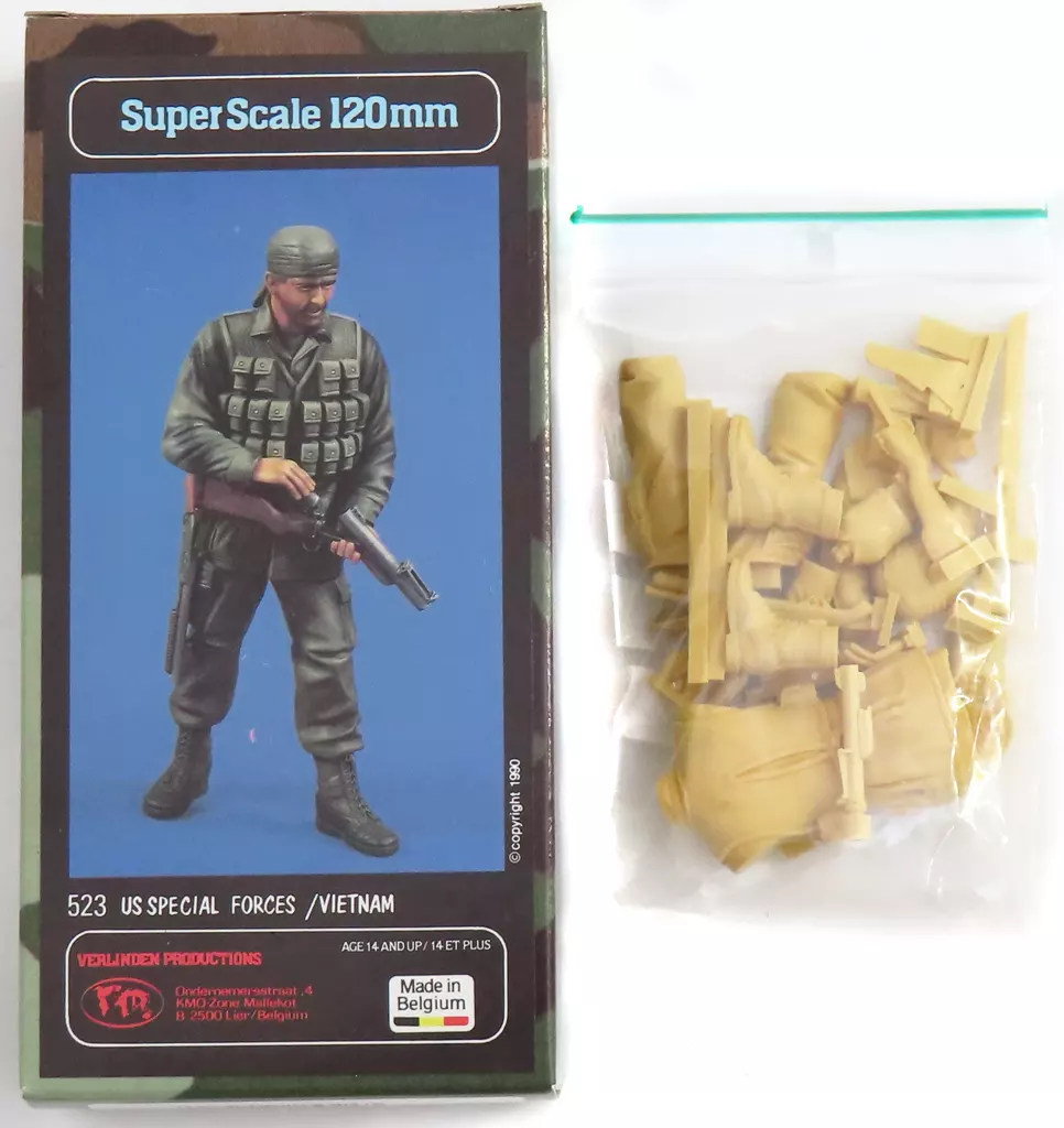 Plastic model Super Scale 120 mm US SPECIAL FORCE/VIETNAM Garage Kit ...