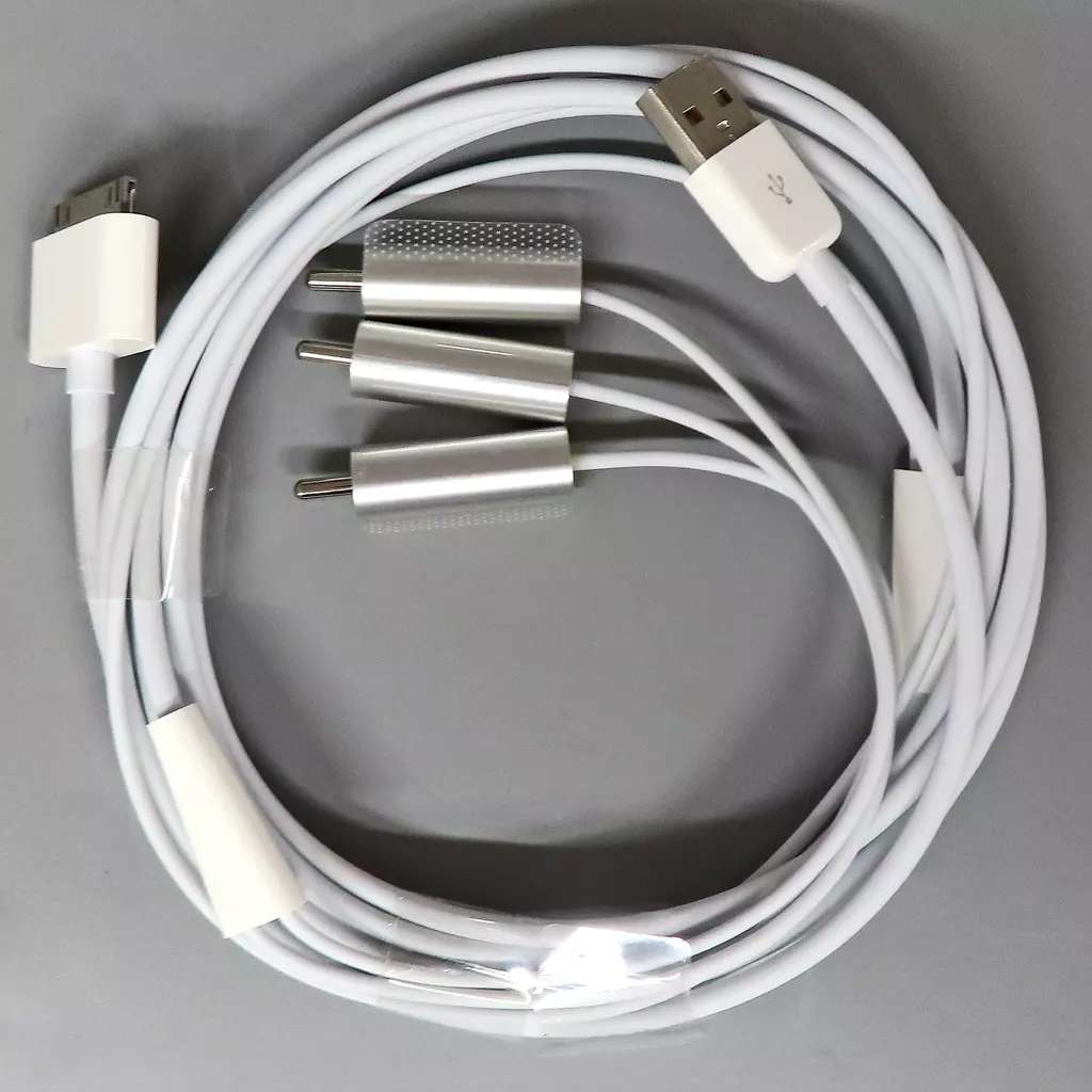 Composite AV Cable for Apple iOS Terminal [MB129LL/B] | PC | Suruga-ya.com
