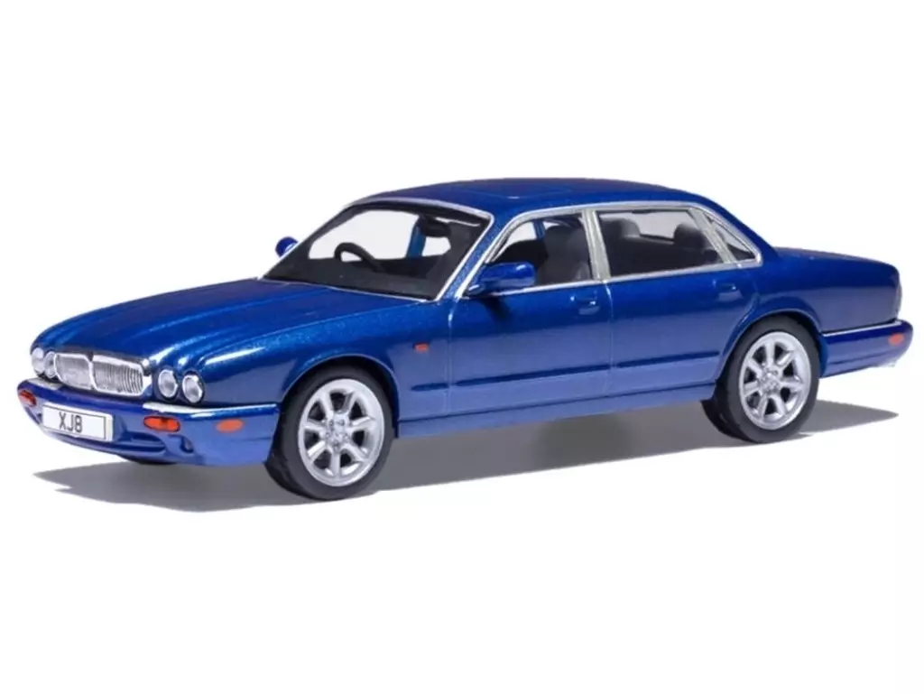 1/43 Jaguar XJ8 (X308) 1998 (Metallic Blue) [CLC588N] | Toy Hobby | Suruga-ya.com