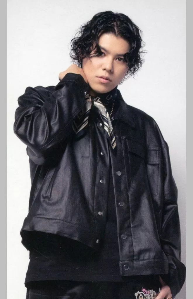 LEO (BE : FIRST) business-card-like card "CDSpacecraft / Sailing ...