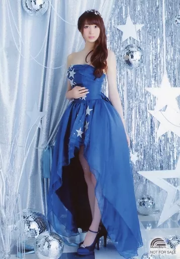 Official photo (female) / voice actor Haruka Tomatsu / CDs 「 Haruka Tomatsu BEST SELECTION ...