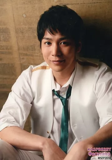 Official photo (male) / actor Ryuko Isogai (Heita TENNOJI) / Upper Body ...