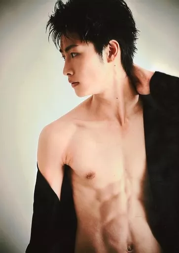 Takumi Kizu / Upper Body, Costume Black, Shirt, Nude, Left Wrist, Eye Left, 2L Size / "JUNON ...