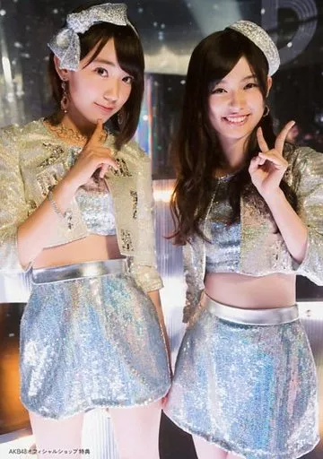 Official photo (AKB48, SKE48) / idol / AKB48 Sakura Miyawaki Tomu Muto / CDs 「 Halloween Night ...