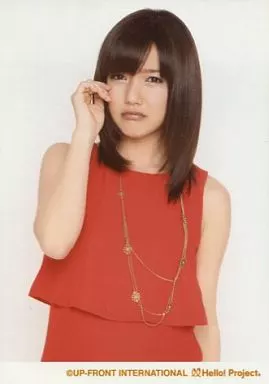 生写真(ハロプロ)/アイドル/Hello! Project Hello! Project/真野恵里菜/上半身・衣装赤・右手顔/公式生写真 | Goods / Accessories ...