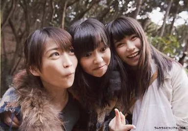 Official photo (AKB48, SKE48) / idol / AKB48 Yuko Oshima, Rino ...