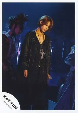 KAT TUN / Tatsuya Ueda / Live Photo / Above the Knee / Costume Black ...
