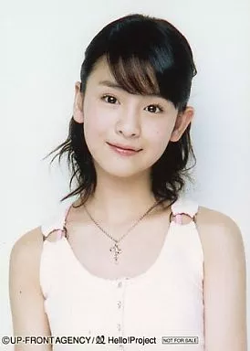Berryz Kobo / Risako Sugaya / Costume Pink / Upper Body / Background ...