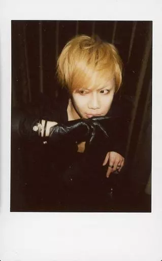 Official photo (Male) / visual kei band / Sadie Sadie / Mao / Upper ...