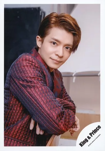 King & Prince / Yuta Kishi / Upper Body / Costume Red / Black / Both ...