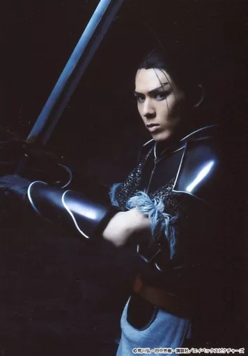 Official photo (male) / actor Sho Kato (Daryun) / Hizakami / Character Actor Shot / Musical ...