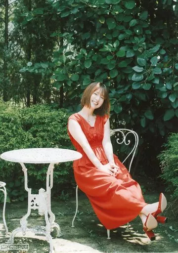 Official photo (female) / voice actor Marei Uchida / 2L size / CD "you are here" HMV / Seven Net ...