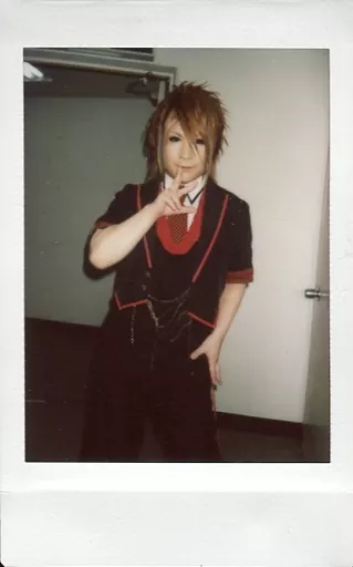 Official photo (male) / visual kei band / Iroquois. Irokui. / Natsuki ...
