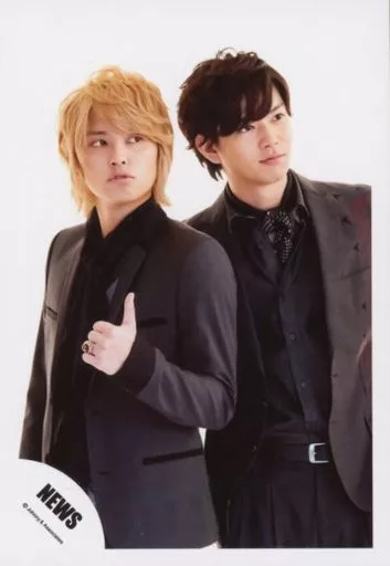 Official photo (Johnnys) / idol / NEWS NEWS / Shigeaki Kato / Yuya Tegoshi / Upper Body ...