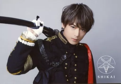 Official photo (male) / actor Shunsuke KOBAYAKAWA / Yokozuna ...