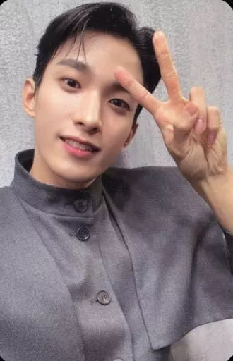 Collection Card (Male) / Special Photo Card with CD "Face the Sun" (ep ...