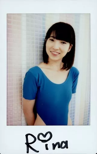 Official photo (female) / Gravure idol Rina Komai / with handwritten signature / DVD "Zendo ...