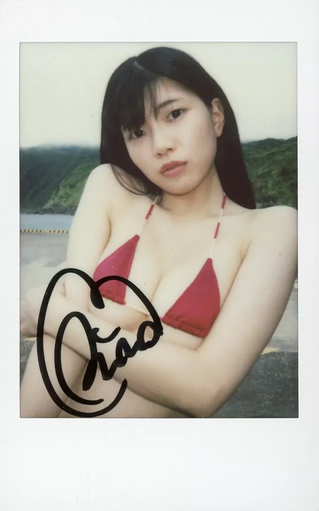 Official photo (female) / Gravure idol ☆ Rina Aomi / with handwritten signature / DVD-Blue Sea ...