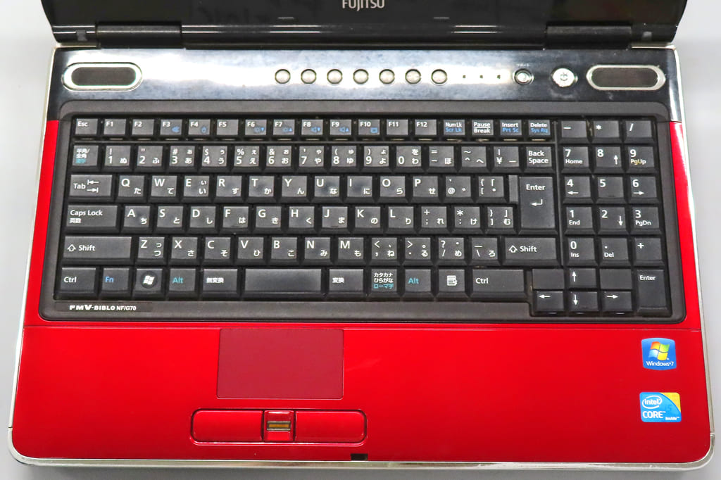 [Junk] Laptop FMV-BIBLO NF/G70 (FMVNFG70R) (Ruby Red) | PC | Suruga-ya.com