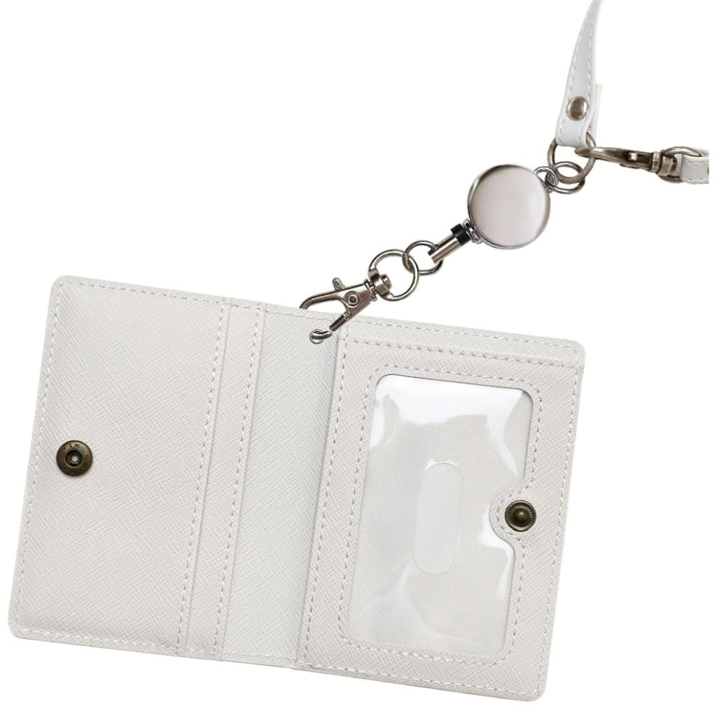 Miscellaneous goods Sinkarion E5 Hayabusa Mk Ⅱ Pass Case "Shinkansen Henkei Robo Shinkalion ...