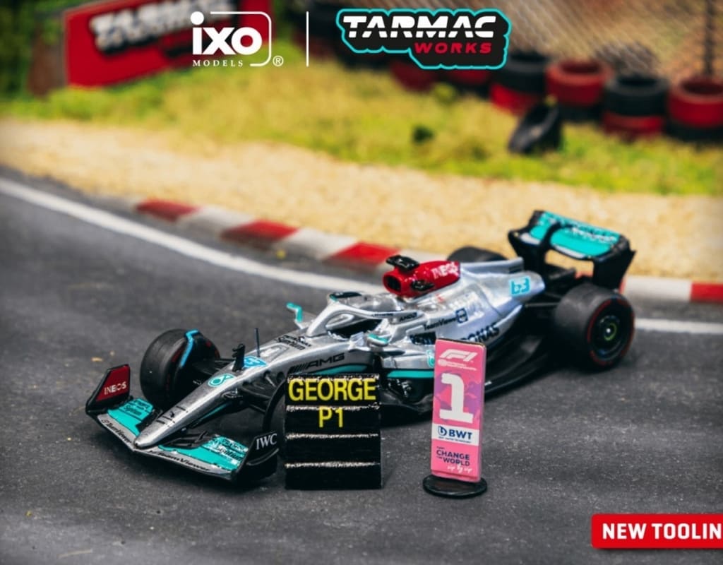 ミニカー 1/64 Mercedes-AMG F1 W13 E Performance Sao Paulo Grand Prix 2022 ...