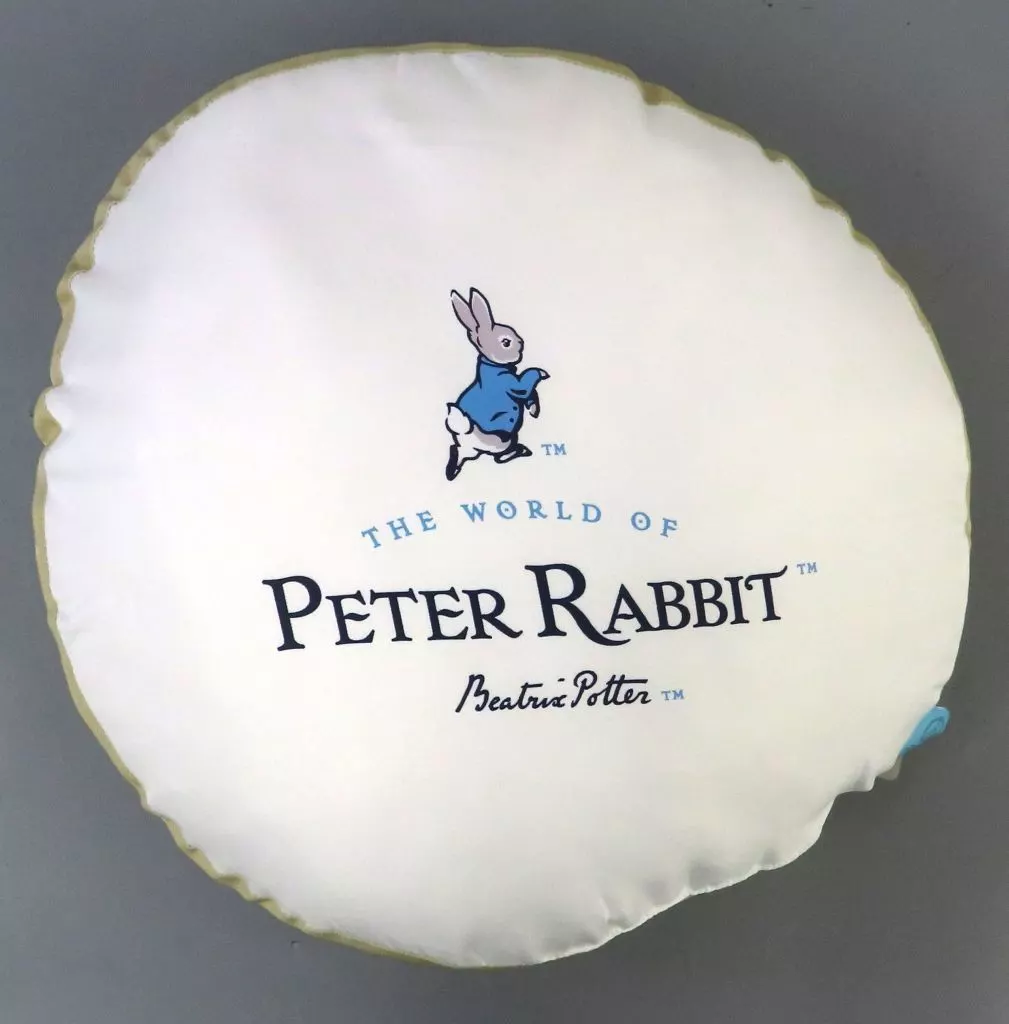 Full-Pattern Round Cushion "Peter Rabbit" | Goods / Accessories ...